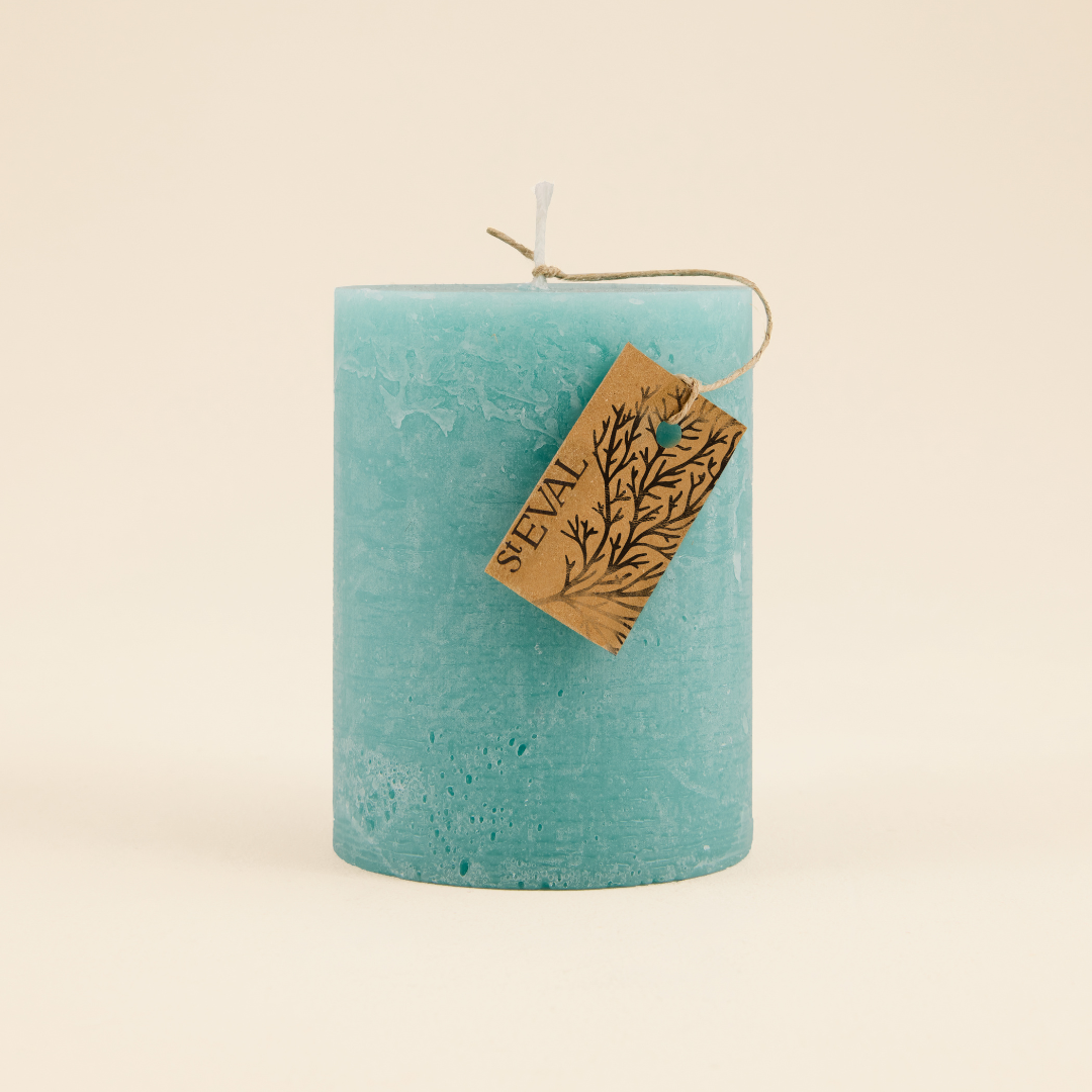 Sea Moss & Driftwood, Fragranced Coloured Pillar– St Eval
