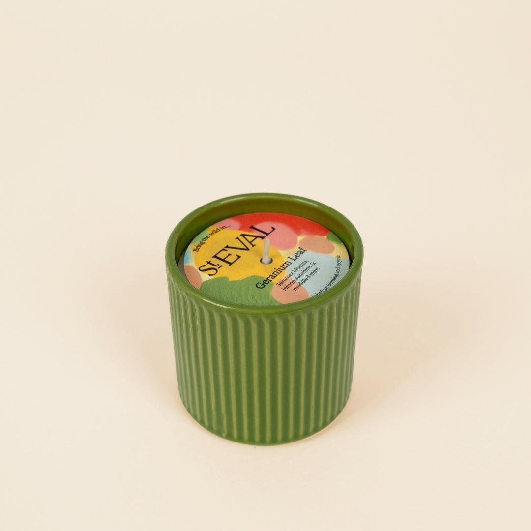 Geranium Leaf, Artist Pot– St Eval